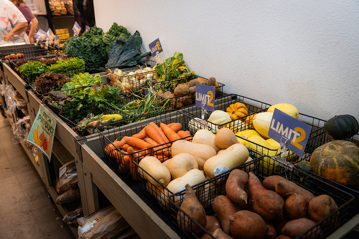 A food pantry creates ready-to-eat meals for its clientele